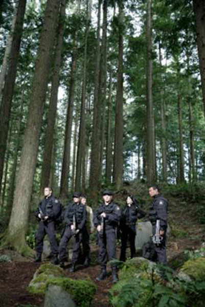 Stargate: Ark of Truth & Continuum [Blu-ray]: Amazon.de: DVD & Blu-ray