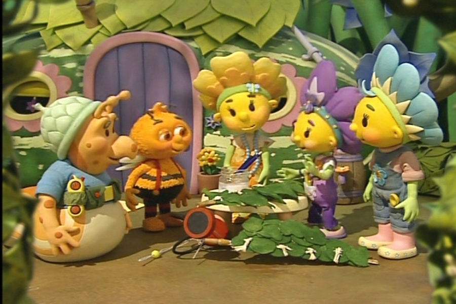 Hit Favorites: Here Comes Spring [Importado] : Amazon.com.mx: Películas ...