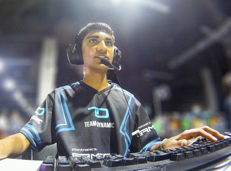 Plantronics GameCom Commander Limited Edition PC Headset: Buy Online at ...